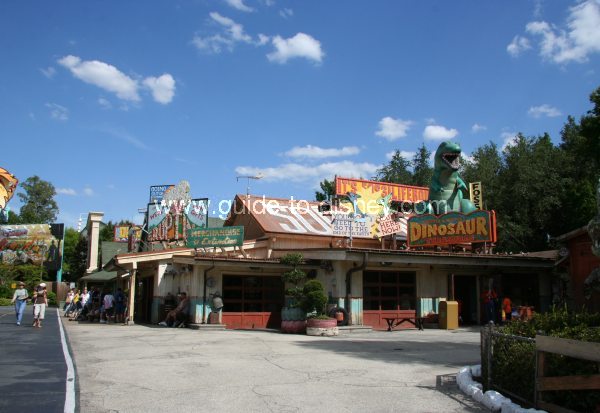 Guide to Disney World - Chester & Hester's Dinosaur Treasures Shop in ...